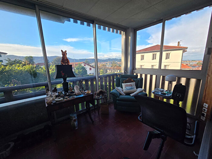 Appartement à vendre - Hendaye, Gare, Joncaux - 2 pièces - 1 chambre