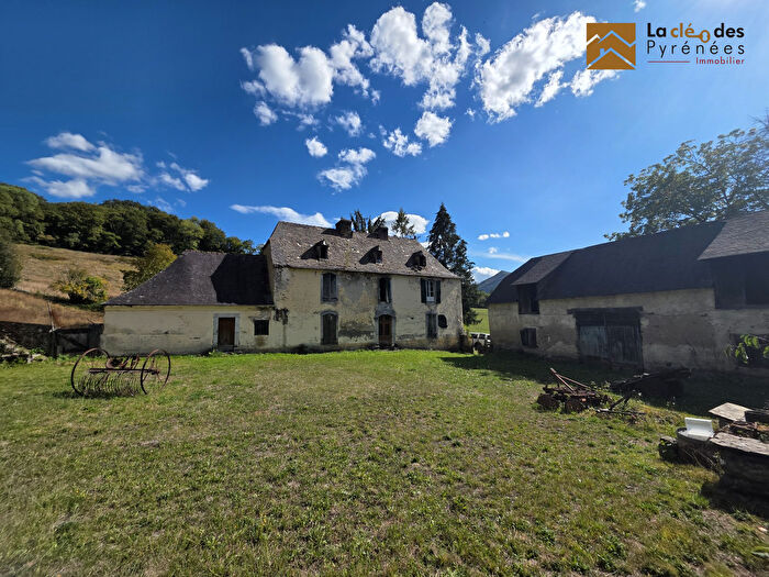 Maison 7 pièces à Lourdes, à vendre