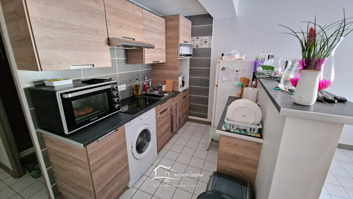 Appartement 3 pièces à louer - Lusignan