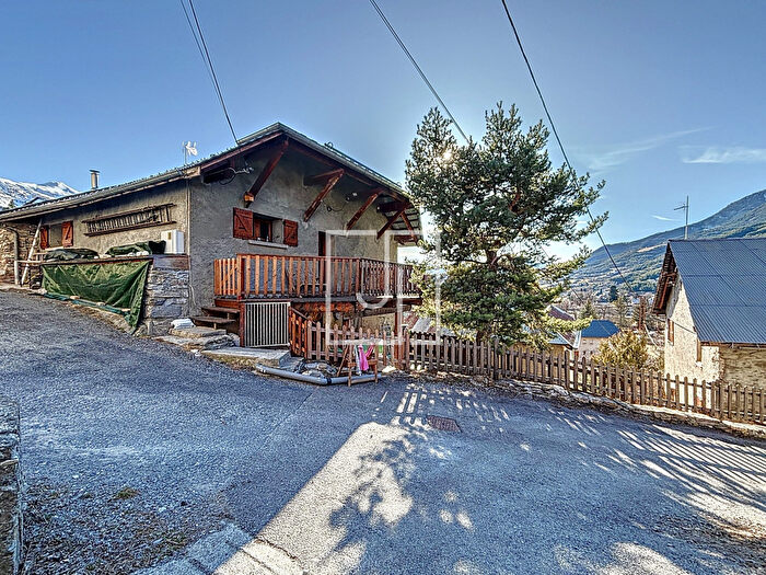 Maison 6 pièces à vendre - Jausiers