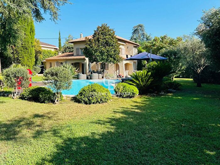 Maison à vendre - Mougins, Saint-Martin, Jylloue - 6 pièces - 4 chambres