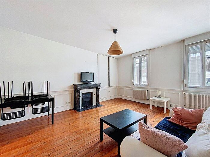 Centre Ville, Reims : Appartement 2 pièces à louer