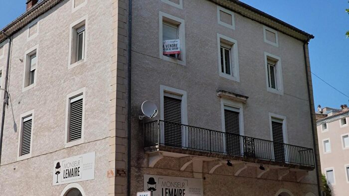 Appartement à vendre - Privas - 5 pièces - 3 chambres