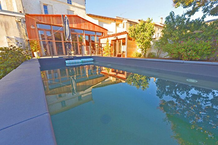 Maison 8 pièces à vendre à Cozes