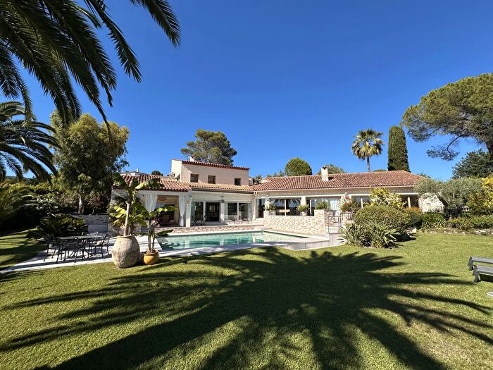 La Colle-sur-Loup : Maison 7 pièces à vendre