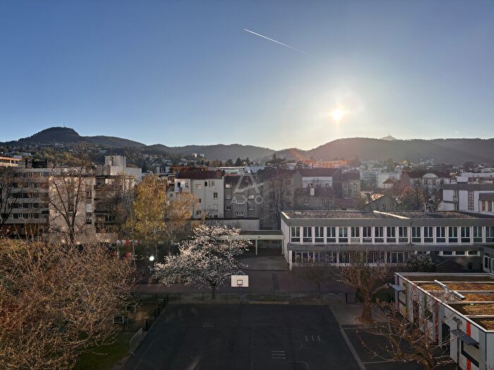 Appartement à vendre - Clermont-Ferrand, Vallières, Sallins, Poncillon - 5 pièces - 3 chambres