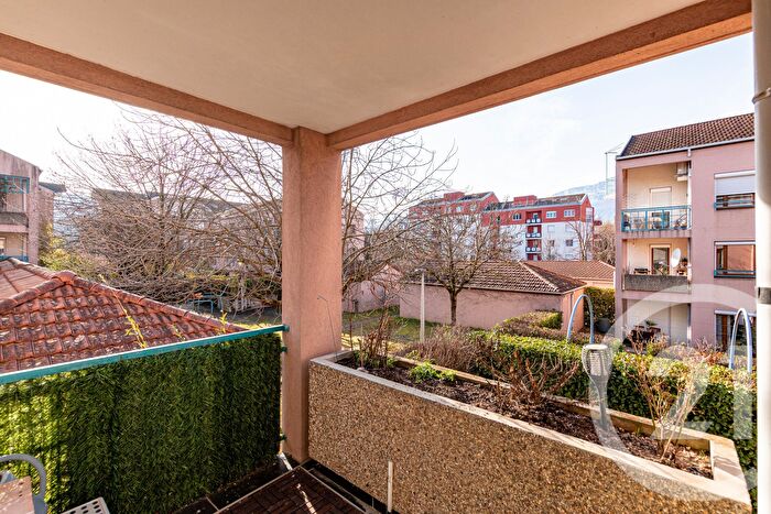 Appartement à vendre - Eybens - 4 pièces - 3 chambres