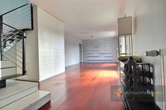 Appartement à louer - Juillet Zola, Alfortville - 4 pièces - 3 chambres