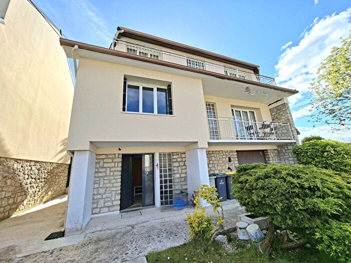 Maison 5 pièces à louer à Taillis-Garenne, Yerres