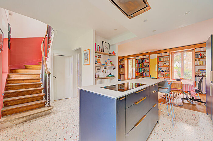 Maison 6 pièces à Saint-Germain-en-Laye, Alsace, Péreire, à vendre