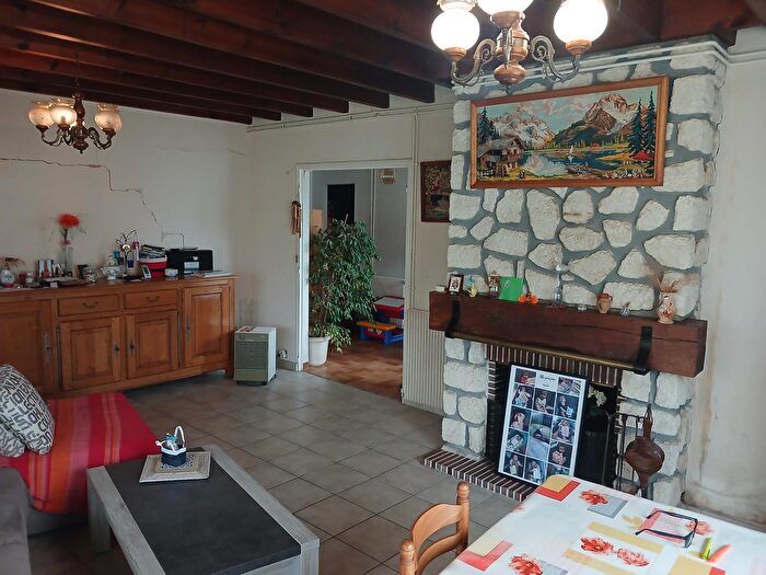 Chermignac - Maison 4 pièces à vendre