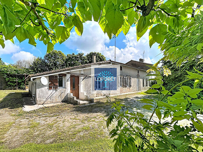 Maison 4 pièces à Chevanceaux, à vendre