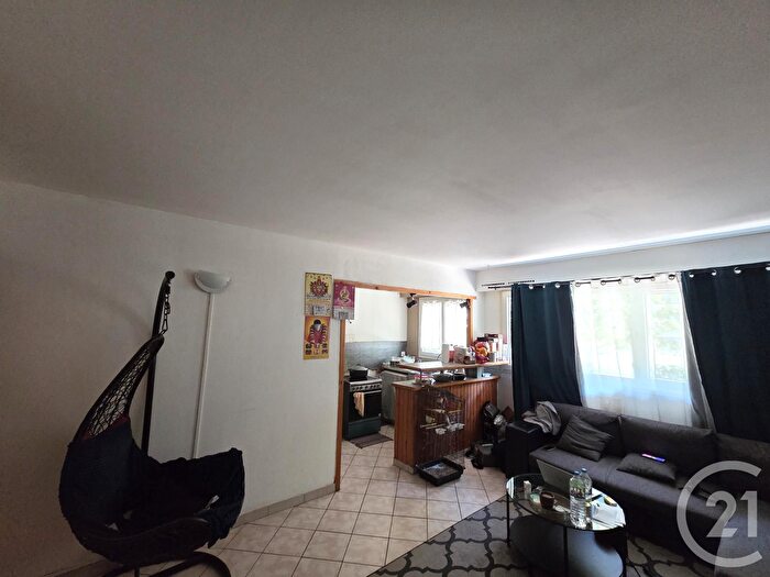 Appartement à vendre - Évry, Champtier du Coq - 3 pièces - 2 chambres