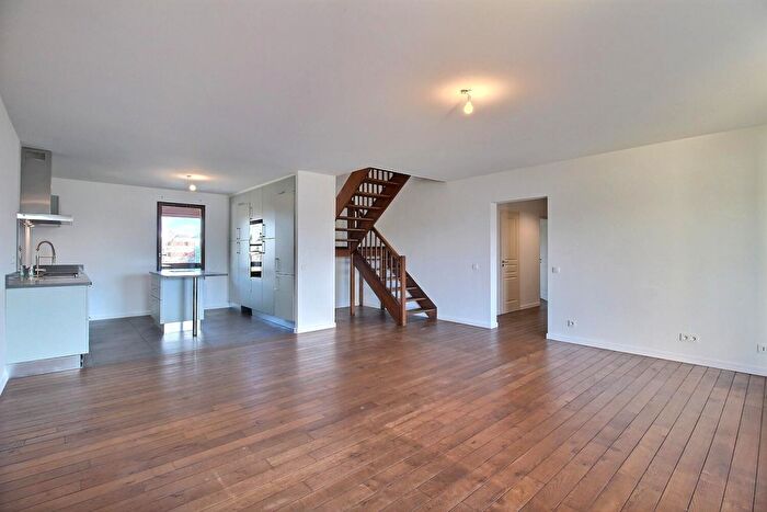 Appartement à vendre - Saint-Julien-en-Genevois - 5 pièces - 4 chambres