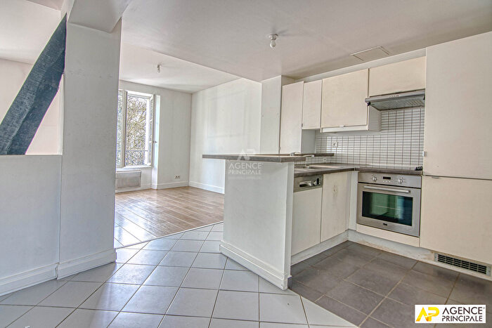 Appartement 4 pièces à Versailles, Notre Dame, à vendre