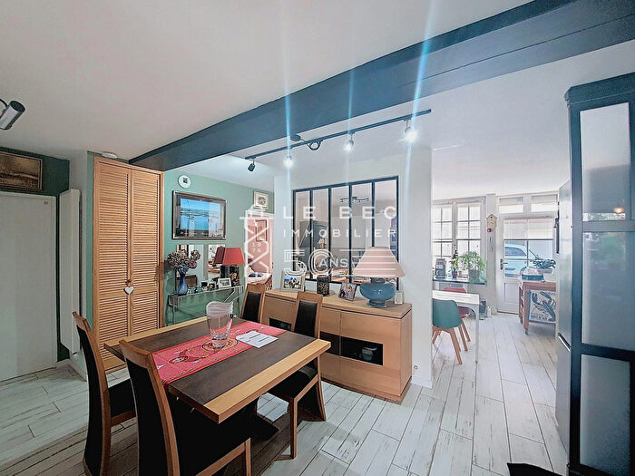 Appartement à vendre - Hennebont, Centre-ville, Kerbihan, La Grange, Kerlano - 5 pièces - 3 chambres