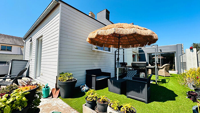 Maison à vendre - Lanvéoc - 5 pièces - 3 chambres