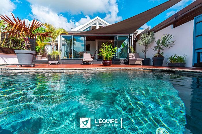 Maison à vendre - Saint-Denis, Le Moufia, Sainte-Clotilde - 4 pièces - 3 chambres