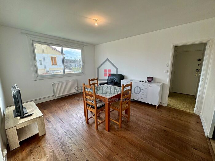 Appartement à louer - Rochefort, Faubourg Nord, Stade Philaudrie - 4 pièces - 3 chambres