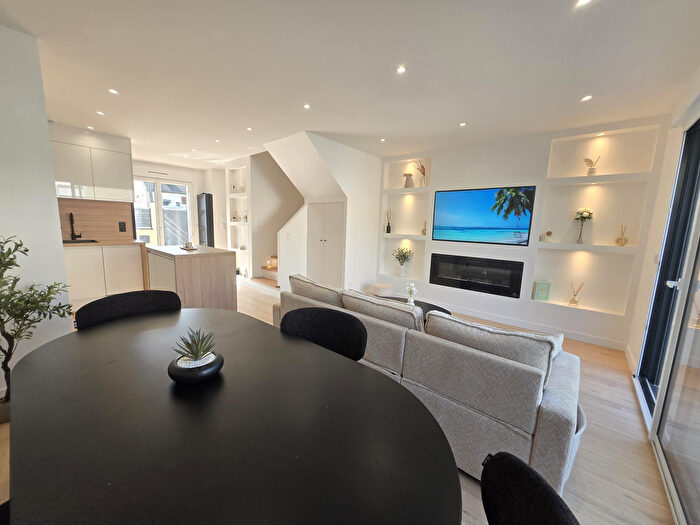 Maison à vendre - Boissy-Saint-Léger, Bois Clary - 5 pièces - 4 chambres