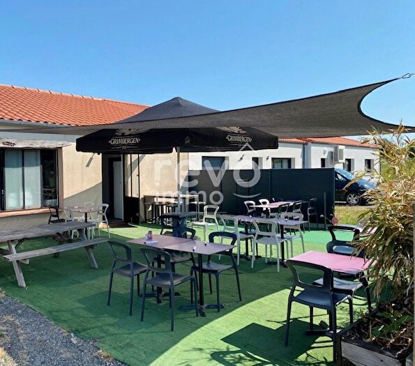 Maisons à vendre et appartements à louer - 1