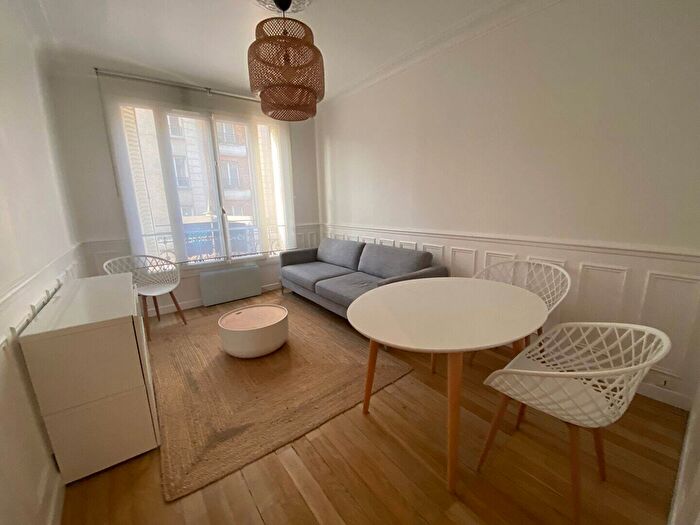 Appartement à louer - LIle de la Roche, Le Perreux-sur-Marne - 2 pièces - 1 chambre