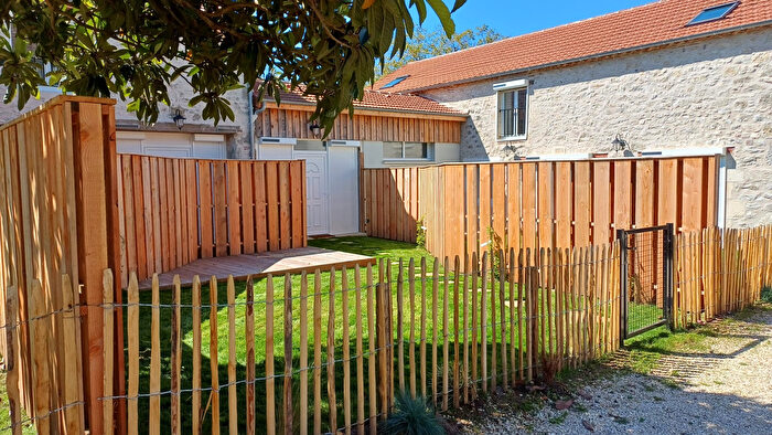 Maison 4 pièces à louer - Parnac