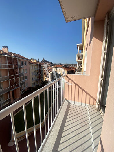 Appartement à louer - Le Puy-en-Velay, Roche-Arnaud, Guitard - 3 pièces - 2 chambres