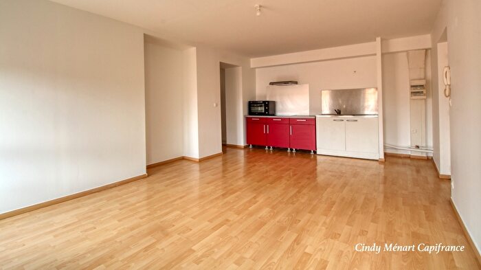 Appartement à louer - Bouzonville - 3 pièces - 2 chambres