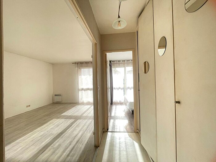 Appartement à louer - Adamville, Saint-Maur-des-Fossés - 2 pièces - 1 chambre