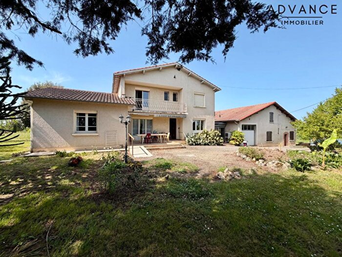 Maison 6 pièces à Mirabel, à vendre