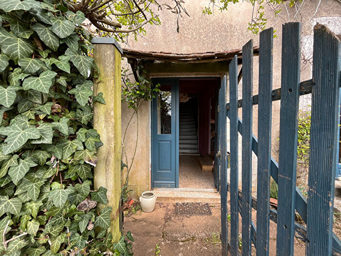 Maison à vendre - Sens-Beaujeu - 6 pièces - 3 chambres