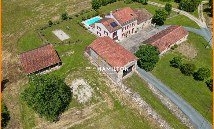 Maison à vendre - Villeneuve-sur-Vère - 7 pièces - 5 chambres