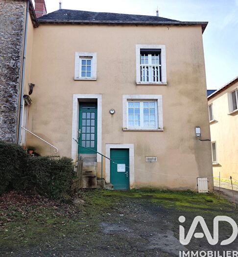 Maison à vendre - Saulges - 6 pièces - 4 chambres