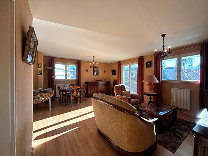 Appartement à vendre - La Motte-Servolex - 4 pièces - 2 chambres