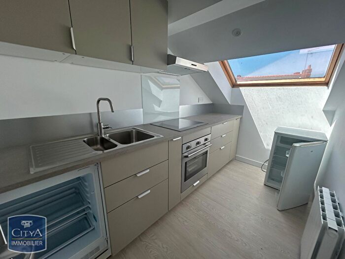 Nantes, Saint-Clément, Jardin des plantes, Caserne Lamoricière : Appartement 1 pièce à louer