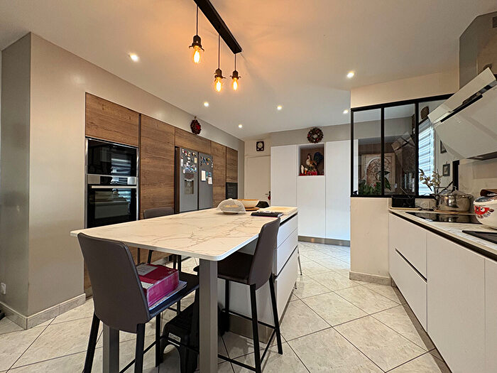 Maison 10 pièces à vendre à Rougé