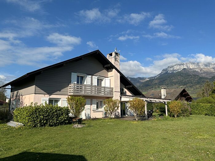 Maison 7 pièces à vendre à Villaz