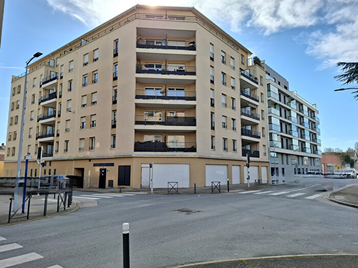 Villefranche-sur-Saône, Centre-ville - Appartement 3 pièces à vendre
