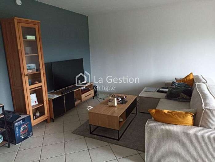 Appartement à louer - Courcouronnes, Résidence de la Dame du Lac - 3 pièces - 2 chambres