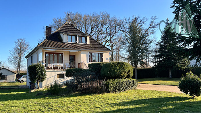 Maison à vendre - Souppes-sur-Loing - 8 pièces - 4 chambres