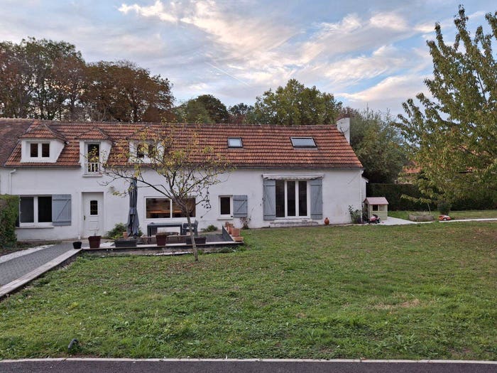Maison 6 pièces à louer à Osmoy