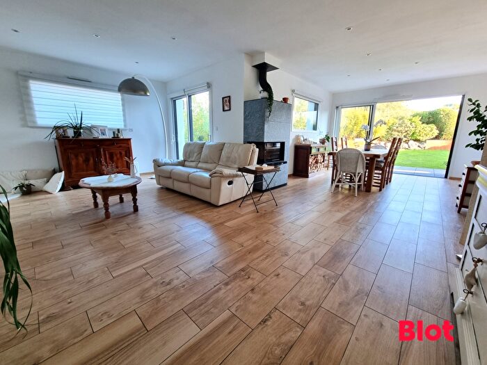 Maison à vendre - Melesse - 7 pièces - 5 chambres