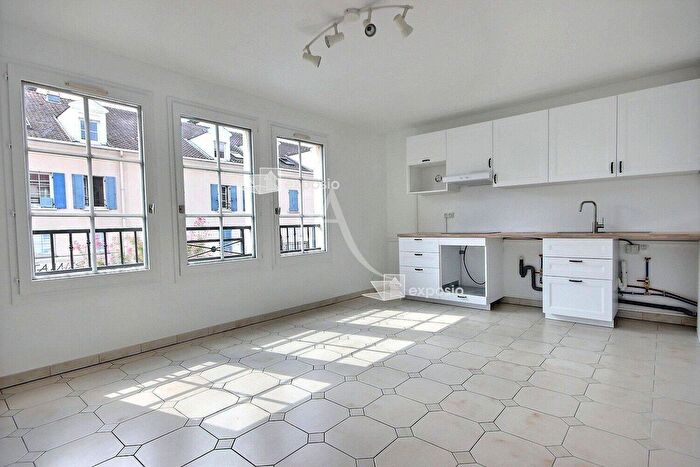 Appartement à louer - Port Ham-Village, Cergy - 3 pièces - 2 chambres