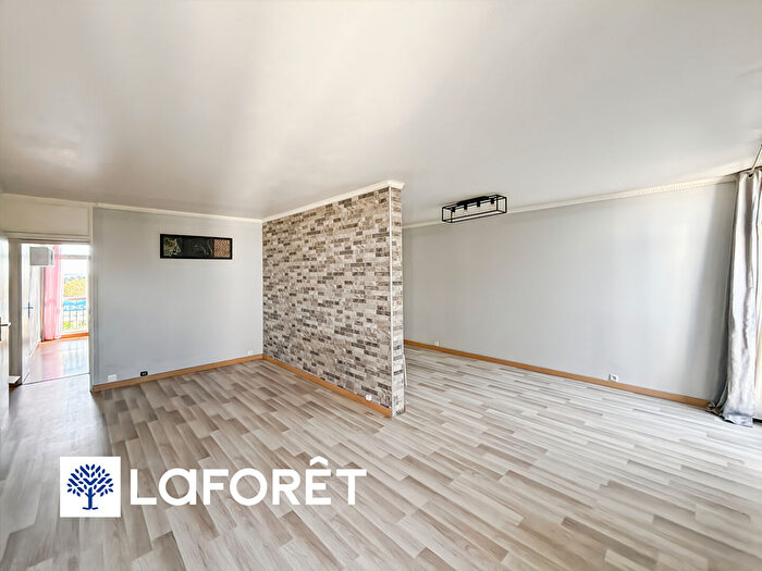 Ris-Orangis, Le Clos Langlet : Appartement 5 pièces à vendre