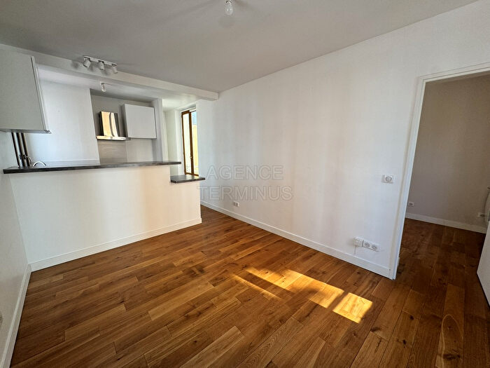 Enghien-les-Bains : Appartement 2 pièces à vendre