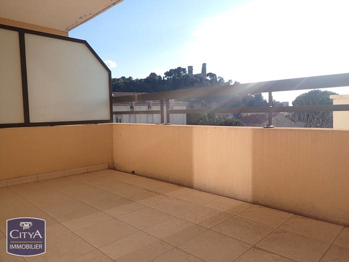 Appartement 2 pièces à vendre à Châteaurenard, Centre-ville