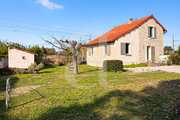 Maison à vendre - Le Thor - 4 pièces - 3 chambres