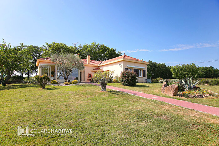 Maison 6 pièces à Le Champ-Saint-Père, à vendre
