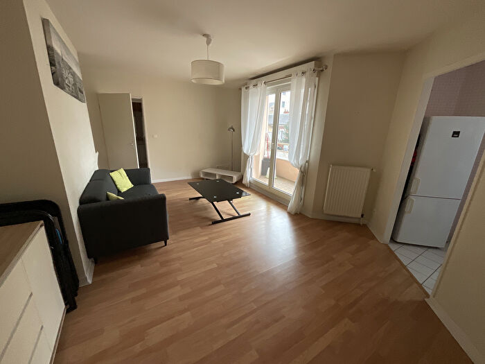 Appartement à louer - Bourges, Centre-ville, Charlet, Lahitolle, Pignoux, Sembat - 2 pièces - 1 chambre